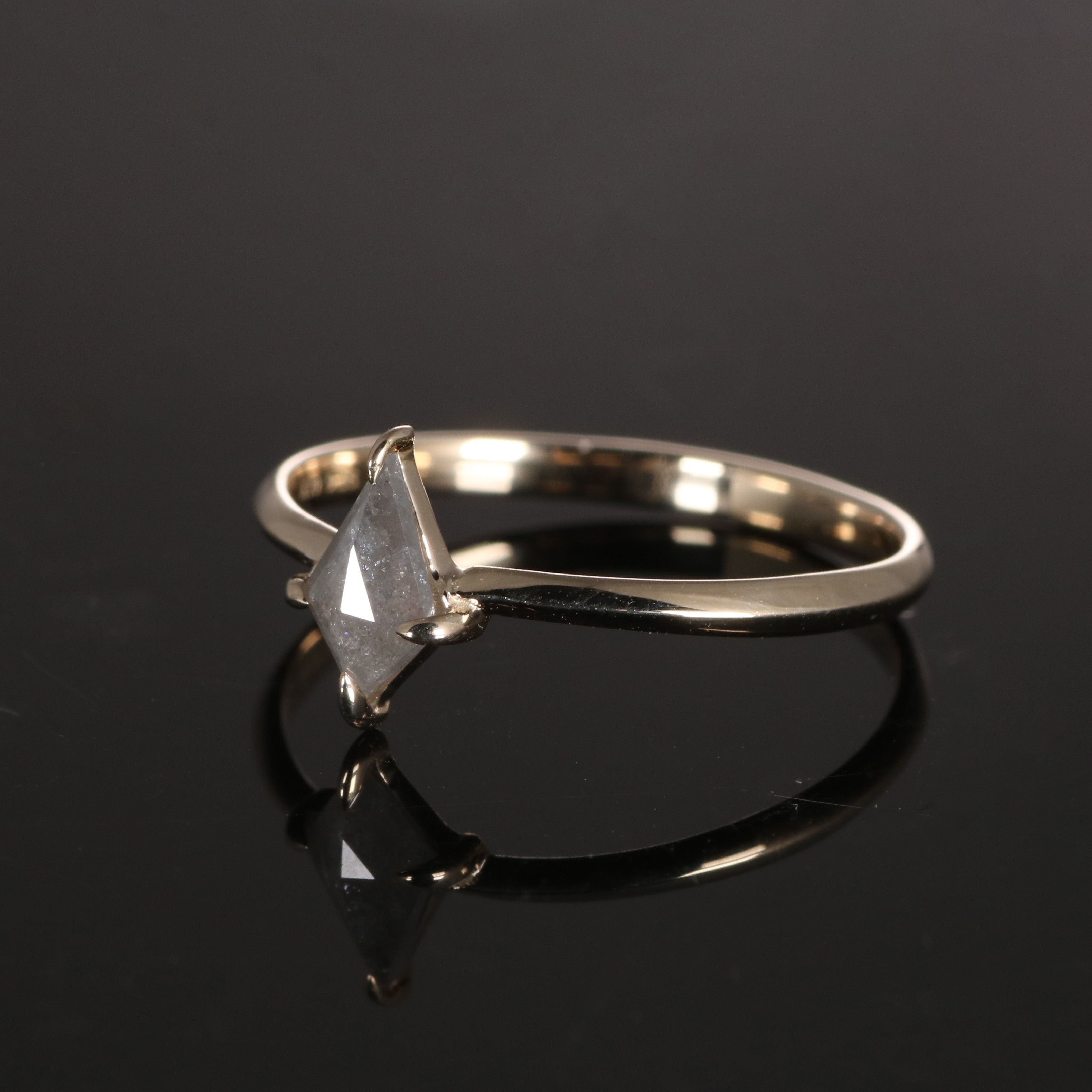 【1点物】K10 ナチュラルダイヤモンド リング – anybelle